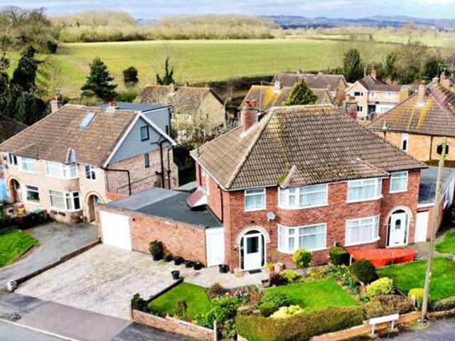 3 Bedroom Semi detached House For Sale In Birstall