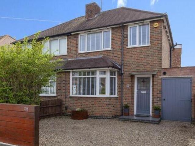 3 Bedroom Semi detached House For Sale In Birstall. Leicester