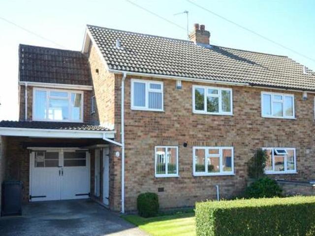 3 Bedroom Semi detached House For Sale In Bishopthorpe, York