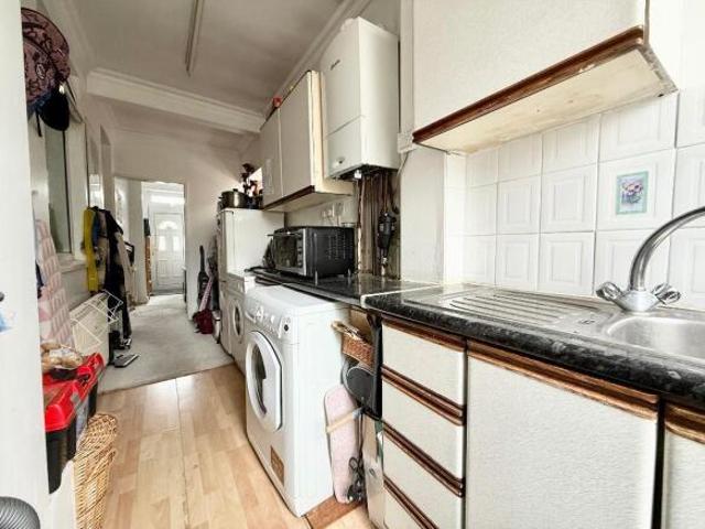 3 bedroom semi detached house for sale in Bishopscote Road, Saints, Luton, Bedfordshire, LU3 1PB, LU3