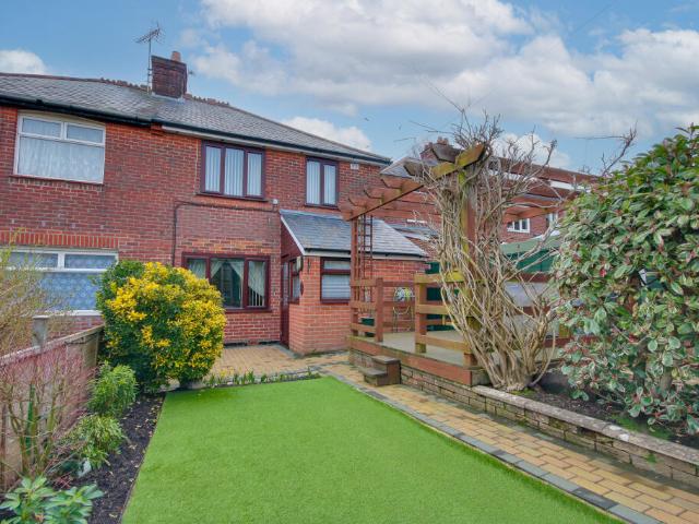 3 bedroom semi detached house for sale in Bitterne Park! Sought After Location! Landscaped Rear Garden!,SO18