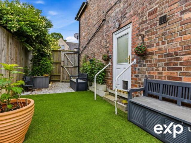 3 bedroom semi detached house for sale in Bonnington Crescent, Nottingham, Bestwood, NG5 3EY, NG5