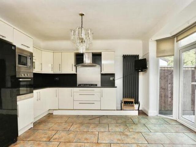 3 Bedroom Semi detached House For Sale In Bootle