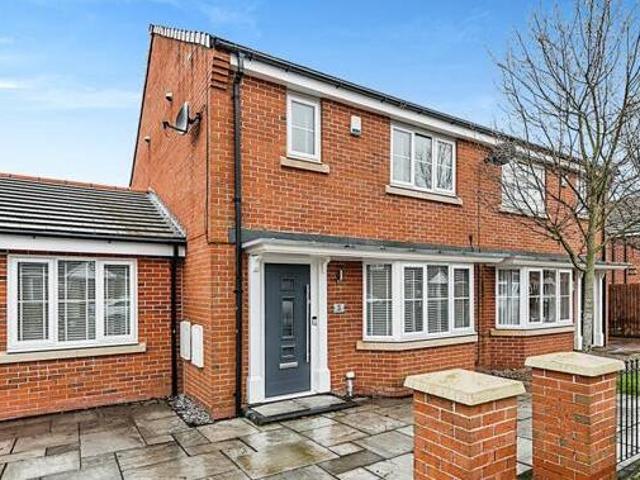 3 Bedroom Semi detached House For Sale In Bootle, Merseyside