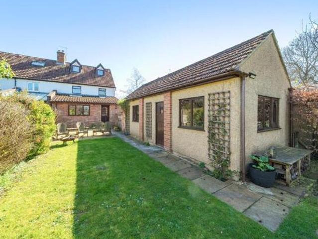 3 bedroom semi detached house for sale in Boars Hill, Oxford, OX1