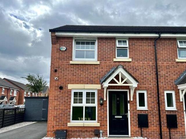 3 Bedroom Semi detached House For Sale In Bolton, Greater Manchester