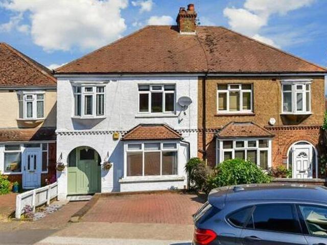 3 Bedroom Semi detached House For Sale In Borstal, Rochester
