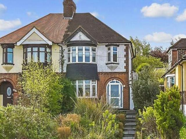 3 Bedroom Semi detached House For Sale In Borstal, Rochester