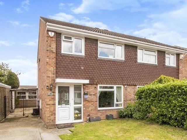 3 Bedroom Semi detached House For Sale In Bournemouth, Dorset