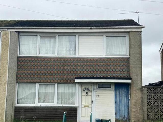 3 Bedroom Semi detached House For Sale In Boverton