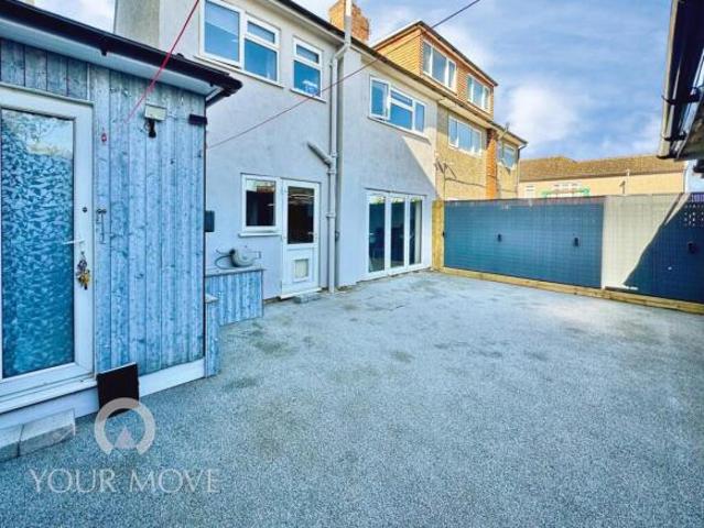 3 bedroom semi detached house for sale in Bow Arrow Lane, Dartford, Kent, DA1