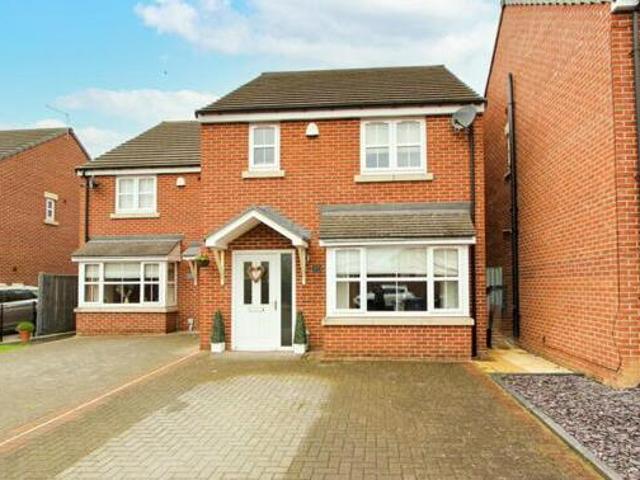 3 Bedroom Semi detached House For Sale In Blaxton, Doncaster