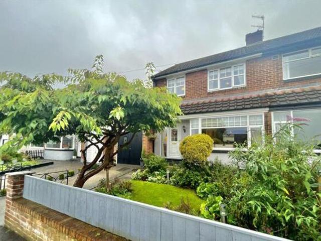 3 Bedroom Semi detached House For Sale In Blaydon on tyne