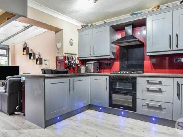 3 Bedroom Semi detached House For Sale In Blackburn