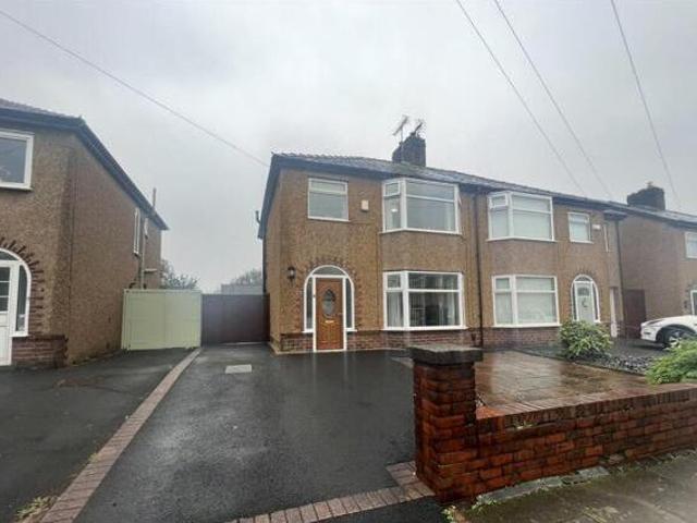 3 Bedroom Semi detached House For Sale In Blackburn, Lancashire