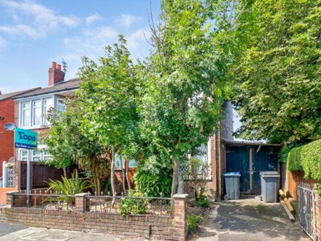 3 Bedroom Semi detached House For Sale In Blackpool