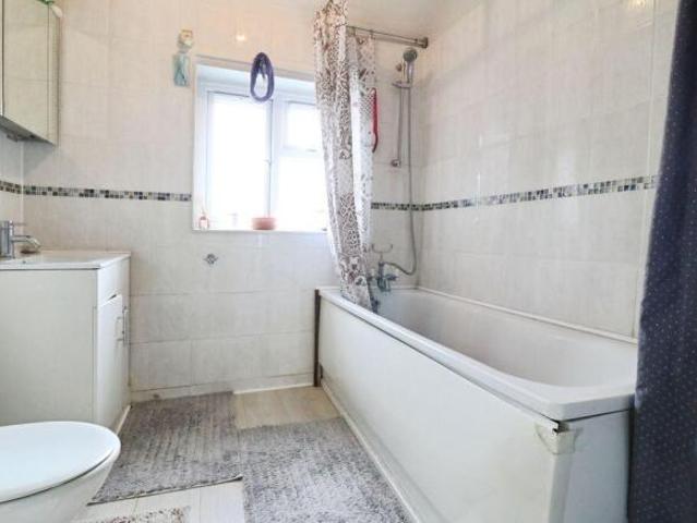 3 bedroom semi detached house for sale in Blandford Road South, Slough, SL3