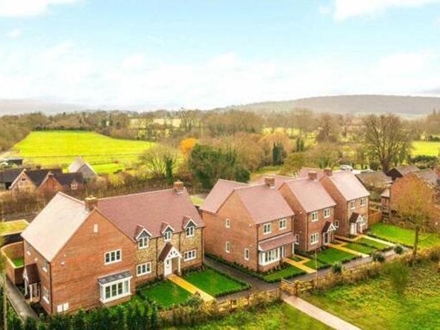 3 Bedroom Semi detached House For Sale In Bledlow, Buckinghamshire