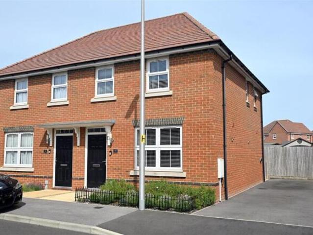 3 bedroom semi detached house for sale in Blue Bird Way, Lower Willingdon, Eastbourne, BN22