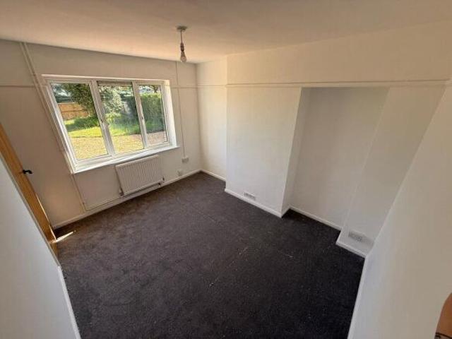 3 bedroom semi detached house for sale in Blue Boar Lane, Norwich, NR7 8RT, NR7