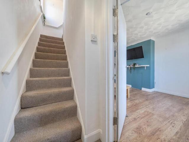 3 bedroom semi detached house for sale in Bluebell Road, Southampton, SO16