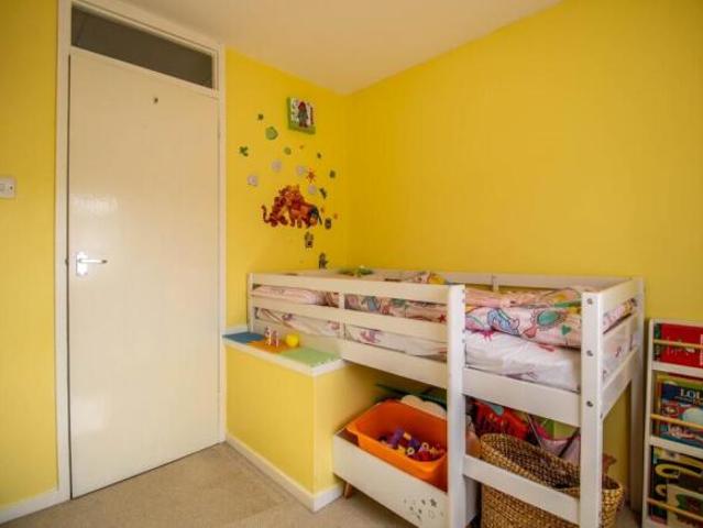 3 bedroom semi detached house for sale in Brownlow Road, Cambridge, CB4