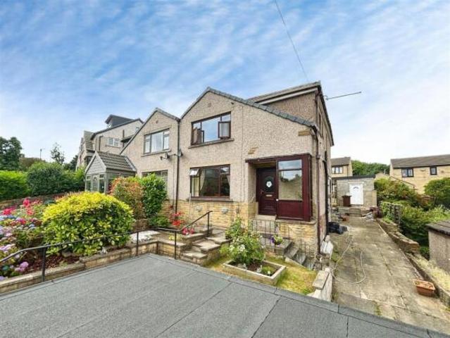 3 bedroom semi detached house for sale in Brownroyd Hill Road, Bradford, BD6 1RY, BD6