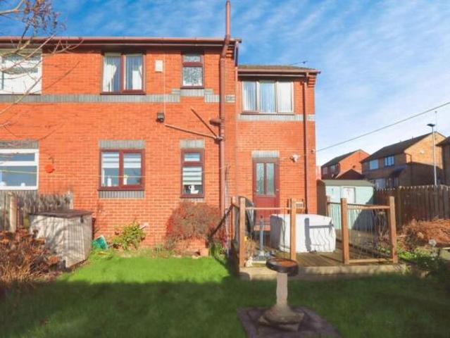 3 bedroom semi detached house for sale in Broad Bridge Close, Kiveton Park, Sheffield, South Yorkshire, S26