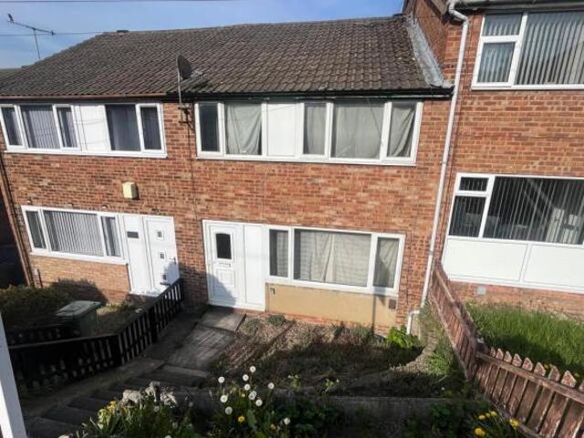 3 bedroom semi detached house for sale in Broad Lane Close, Bramley, Leeds, LS13