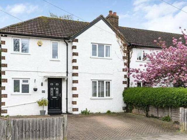 3 Bedroom Semi detached House For Sale In Bromley, Kent