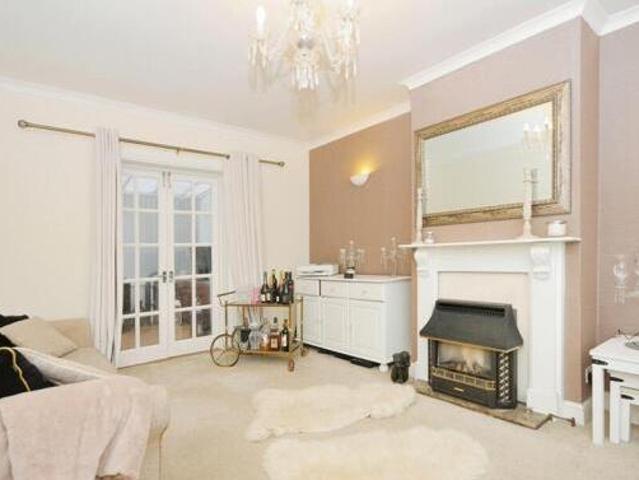 3 Bedroom Semi detached House For Sale In Bromley