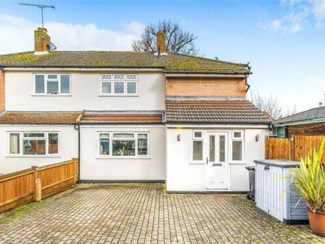 3 Bedroom Semi detached House For Sale In Bromley