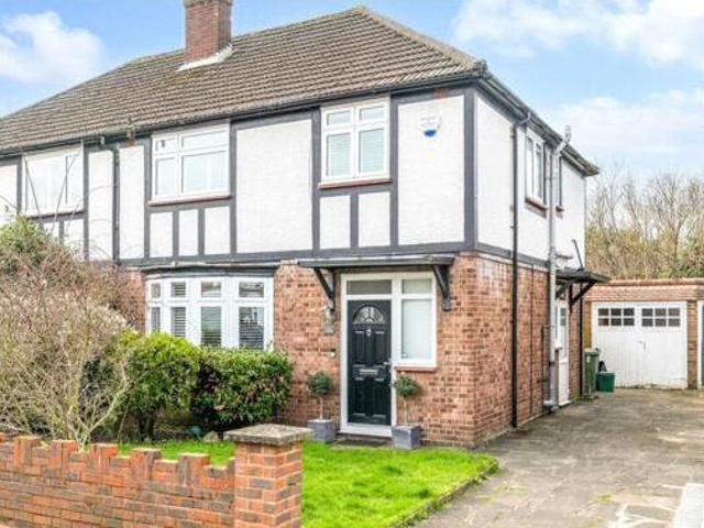 3 Bedroom Semi detached House For Sale In Bromley