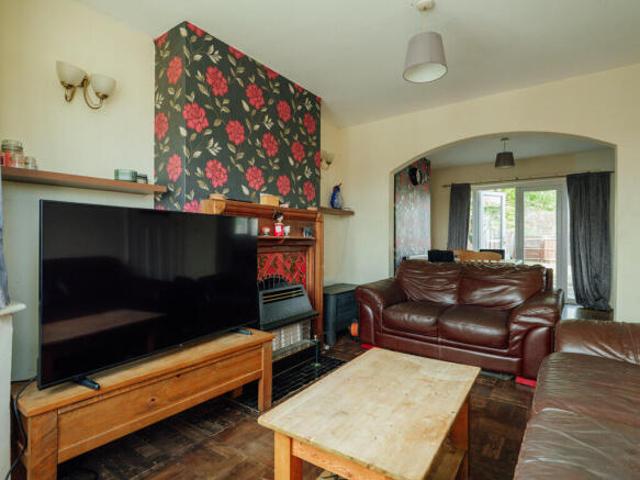 3 bedroom semi detached house for sale in Bromwich Road, Worcester, Worcestershire. WR2