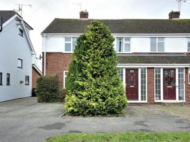 3 Bedroom Semi detached House For Sale In Brookmans Park, Hertfordshire