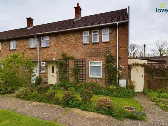 3 Bedroom Semi detached House For Sale In Brookenby