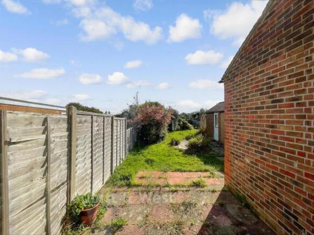 3 bedroom semi detached house for sale in Broomfield Avenue, Worthing, West Sussex, BN14