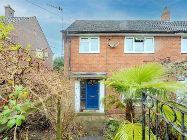 3 bedroom semi detached house for sale in Brackenwood Drive, Leeds, LS8