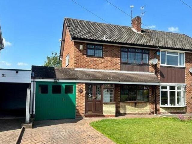 3 Bedroom Semi detached House For Sale In Bradmore
