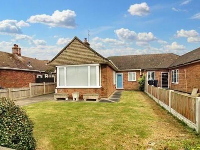 3 Bedroom Semi detached House For Sale In Bradwell