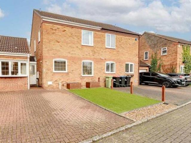 3 Bedroom Semi detached House For Sale In Bradwell