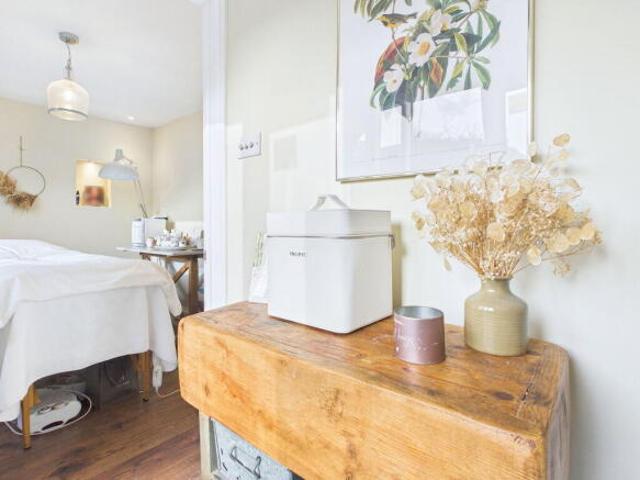 3 bedroom semi detached house for sale in Braeside Avenue, Brighton, BN1 8SQ, BN1