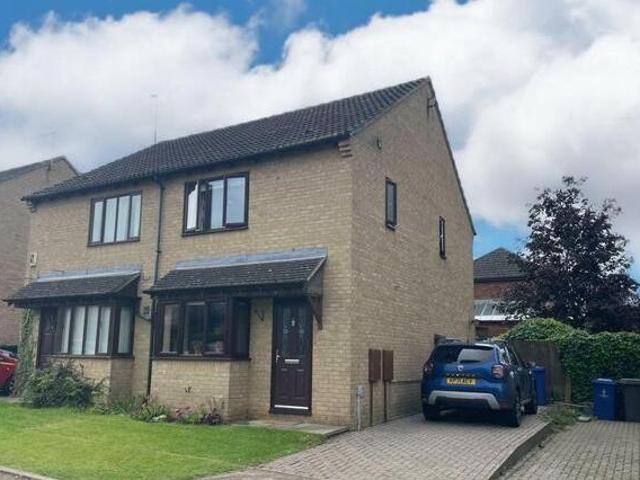 3 Bedroom Semi detached House For Sale In Brafield On The Green