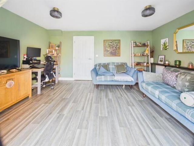 3 bedroom semi detached house for sale in Brambling Way, Hardwicke, GL2