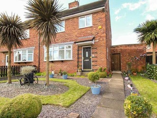 3 Bedroom Semi detached House For Sale In Bramley