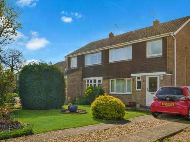 3 Bedroom Semi detached House For Sale In Brampton