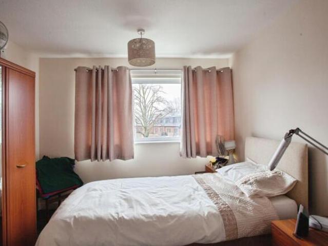3 bedroom semi detached house for sale in Bretby Close, Doncaster, South Yorkshire, DN4