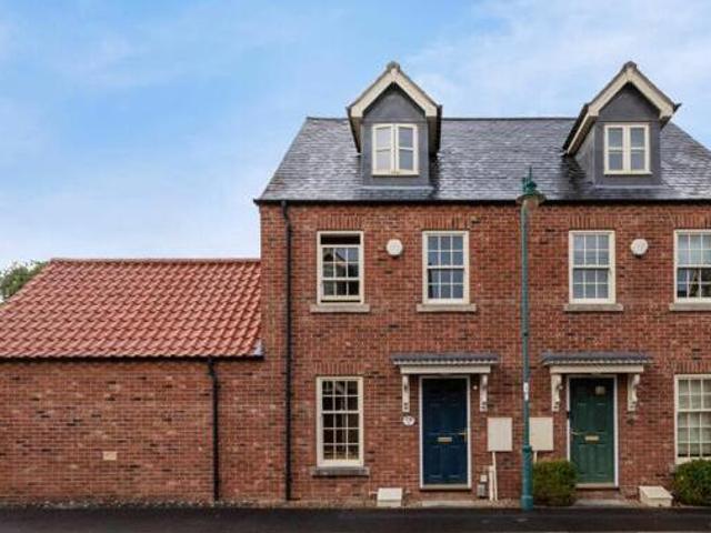3 Bedroom Semi detached House For Sale In Bretton