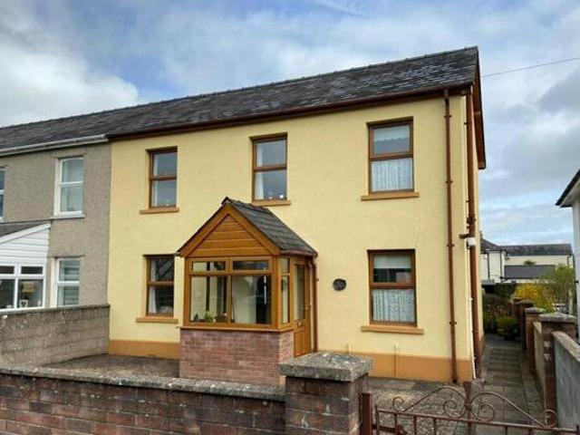 3 Bedroom Semi detached House For Sale In Brecon