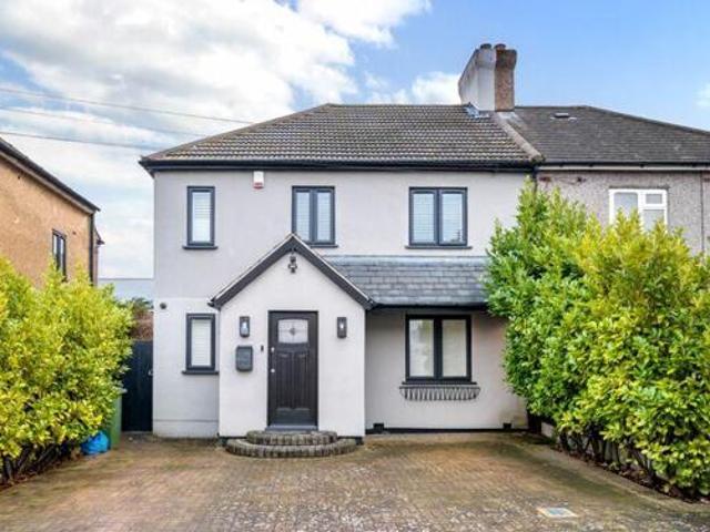 3 Bedroom Semi detached House For Sale In Brentwood
